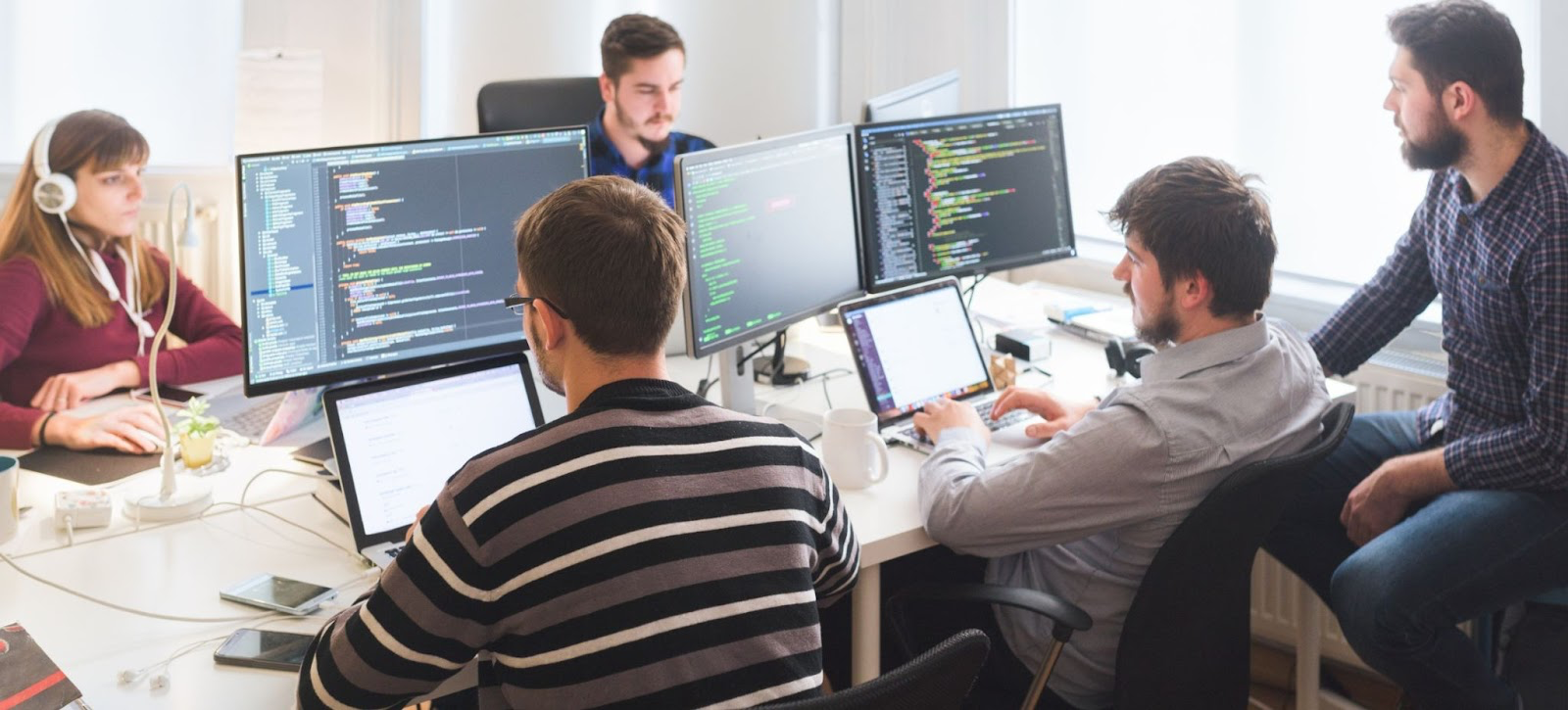 Structure and Roles of a Product Development Team | Webfume